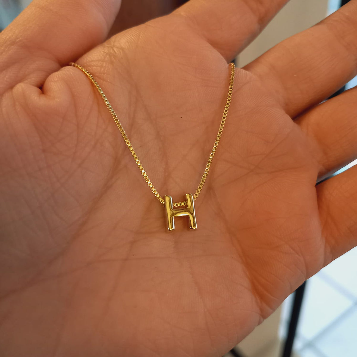 Collar letra H lisa #2 – aleskha